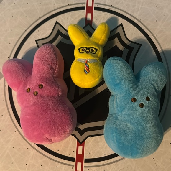 Peeps | Toys | Easter Basket Peeps Family Of 3 Pink Blue Yellow Girl ...